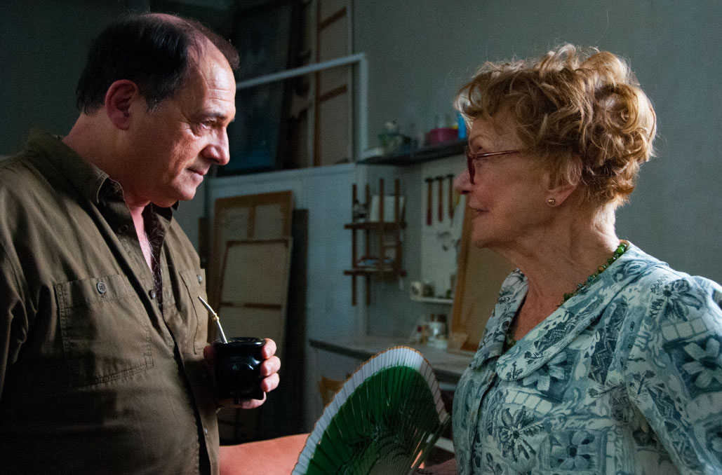 El 15 de septiembre estrenó “Cuando la Miro”, ópera prima de Julio ...